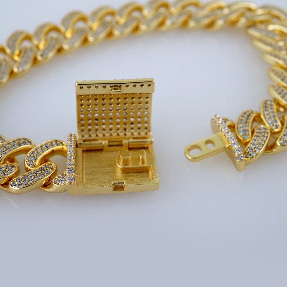 Bracelets/ Pulseras / Zircon Stone/ 14K Real Color/ 10mm/ Estilo Monaco ...